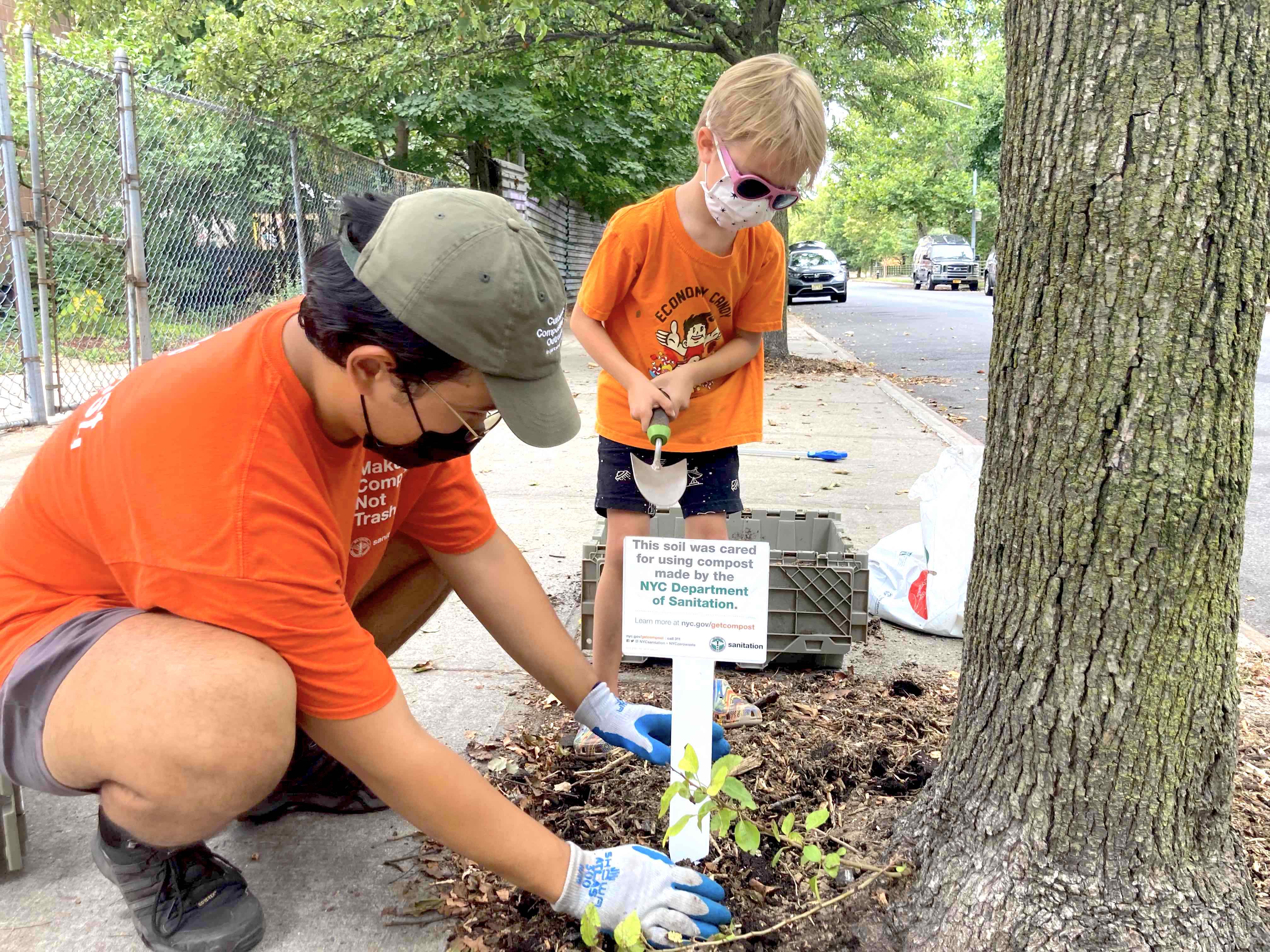 Curbside Composting Outreach – Big Reuse