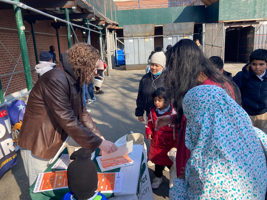 Curbside Composting Outreach – Big Reuse